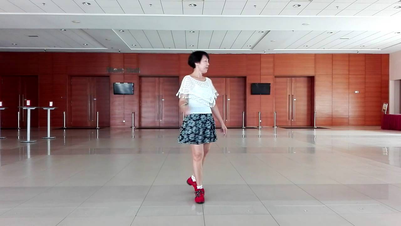 Line Dance Lay Back In Someone's Arms( Walk Thro) - YouTube