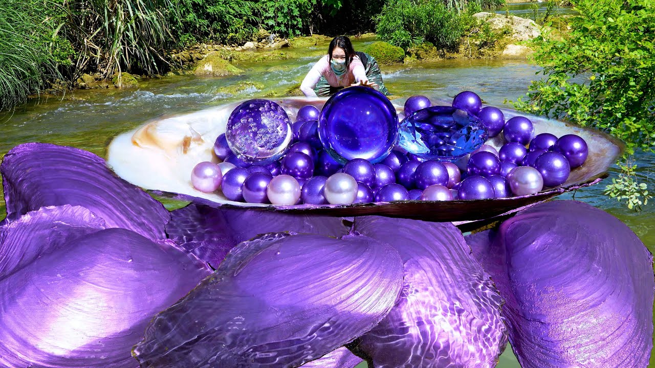 😱Open the giant purple clam, filled with precious purple pearls, so ...