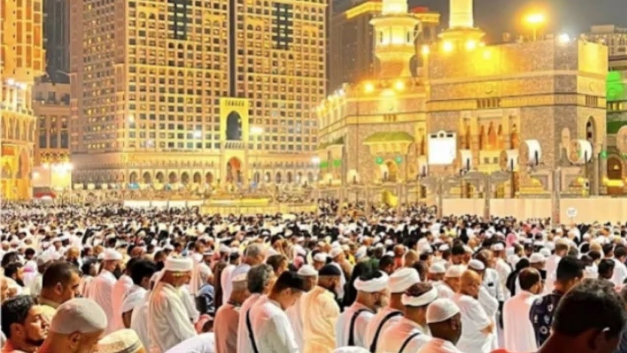 Makkah - Walking outside at Masjid Al Haram🕋 | After esha prayer - YouTube