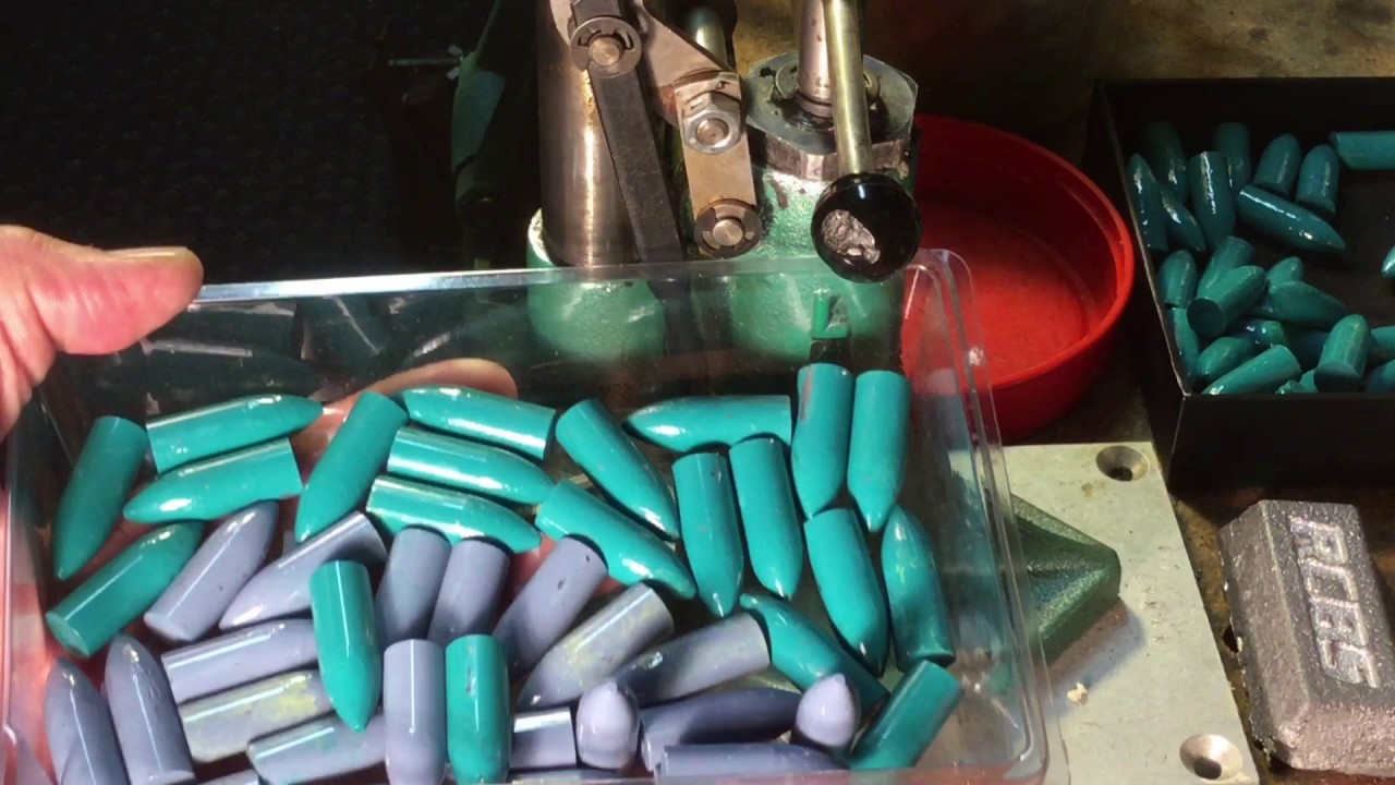 Sizing The Grooveless Hard Cast Powder Coated Rifle 45s - YouTube