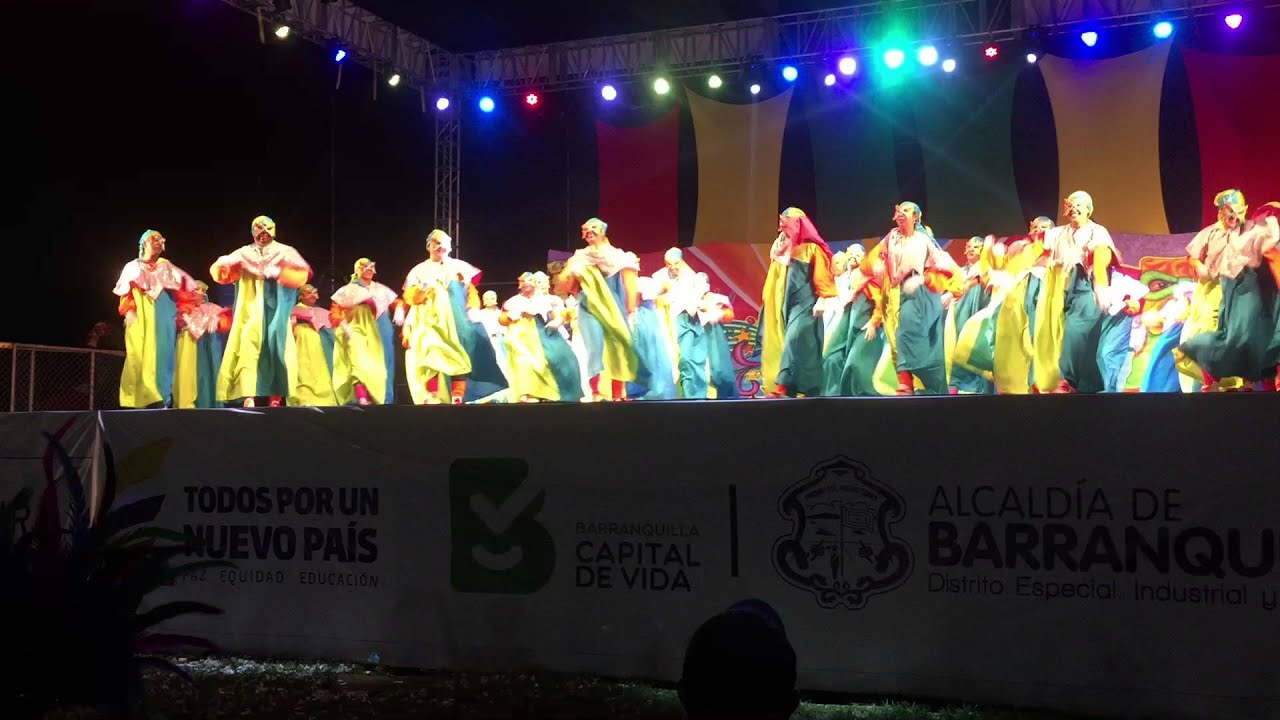 Comparsa To´Monocuco, Presentación Noche de Comparsas 2016 - YouTube