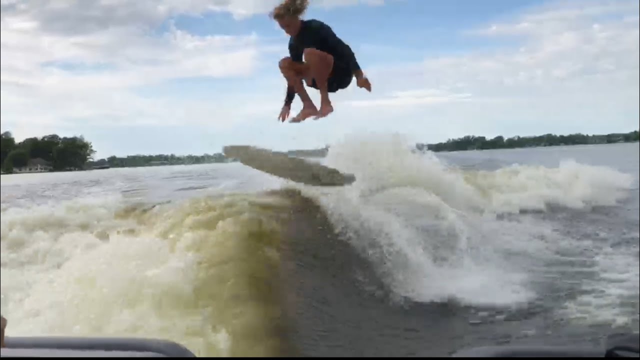Ep.3 Poop Bait ft. Beaux Wildman - YouTube