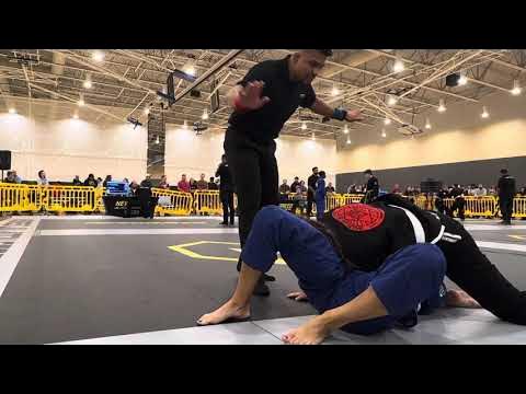 Amber Rae Richmond NewBreed White Belt First BJJ Tournament - YouTube