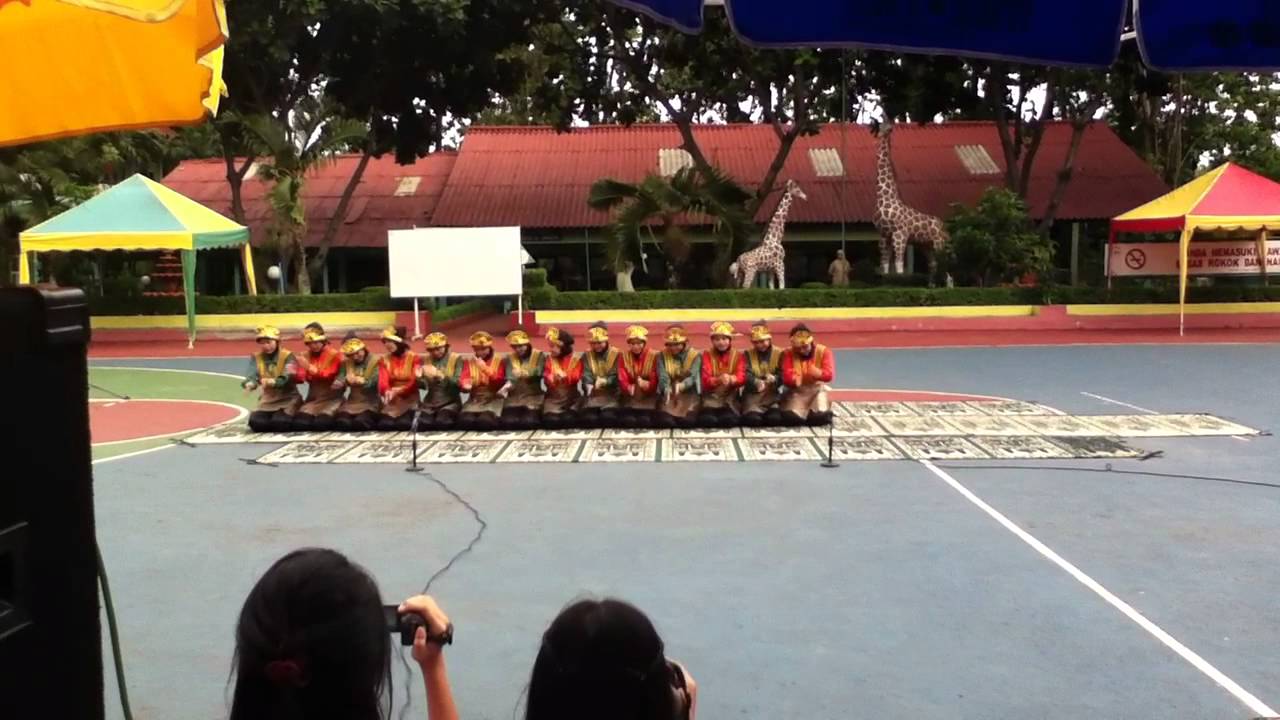 Saman SMA 74 Tim A 2013 - YouTube
