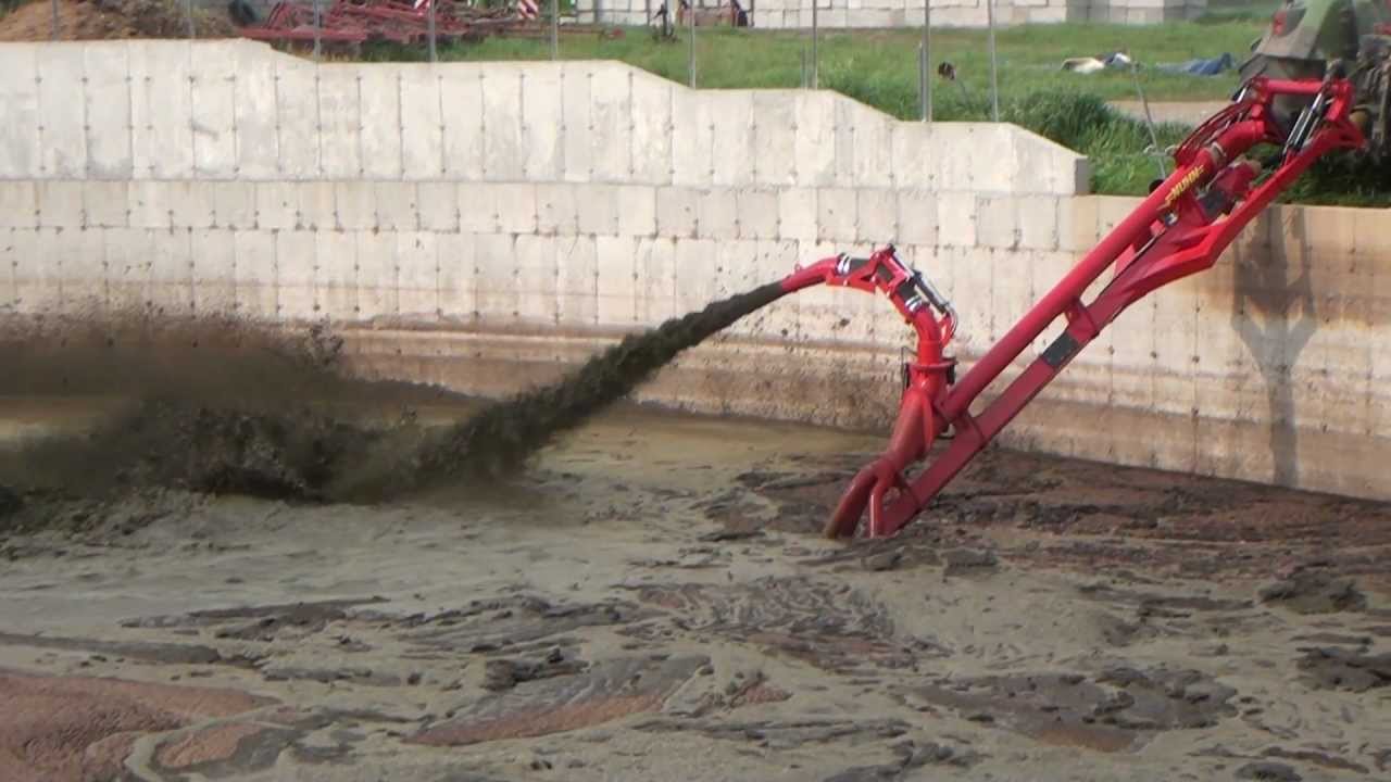 Nuhn Header Series 3 Point Hitch Lagoon Pump - YouTube