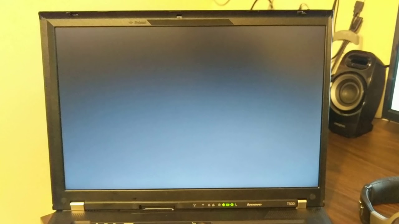 Coreboot and SeaBIOS boot on Lenovo T500 - YouTube