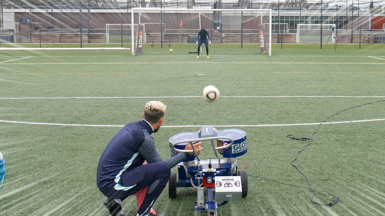 MACHINE DE TIR vs JABULANI ! - YouTube