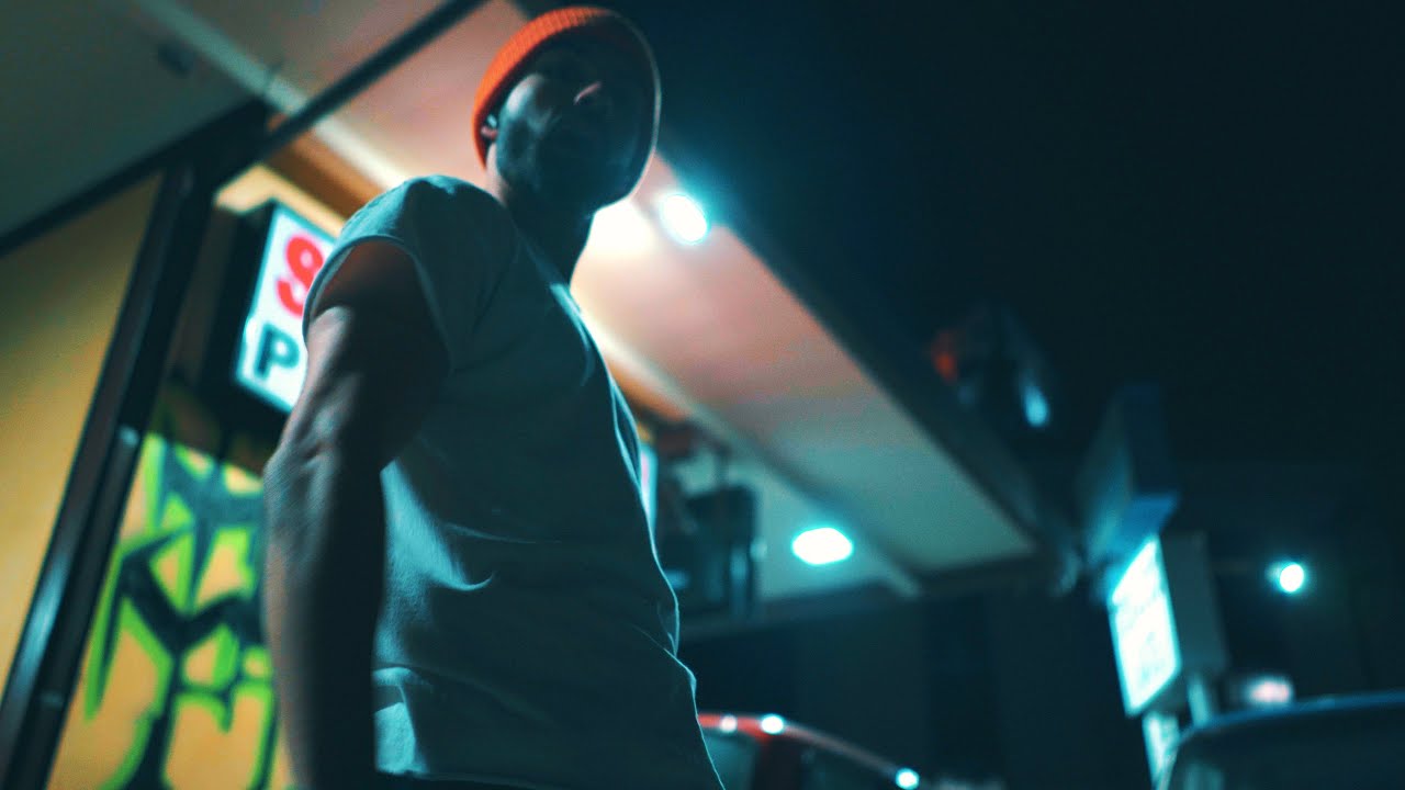 Croosh - 800 Degrees (Official Music Video) - YouTube