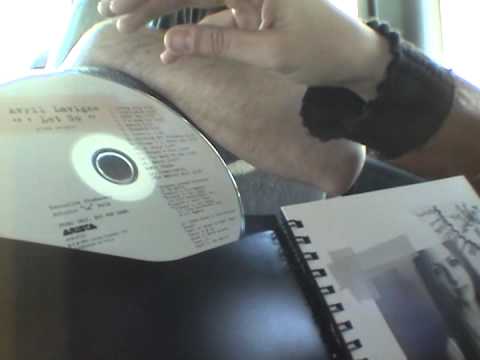 Avril Lavigne - Behind The Scenes of Mobile (AVCAM) - YouTube