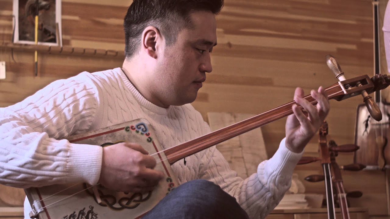 Tovshuur Demonstration by Sedaa - YouTube