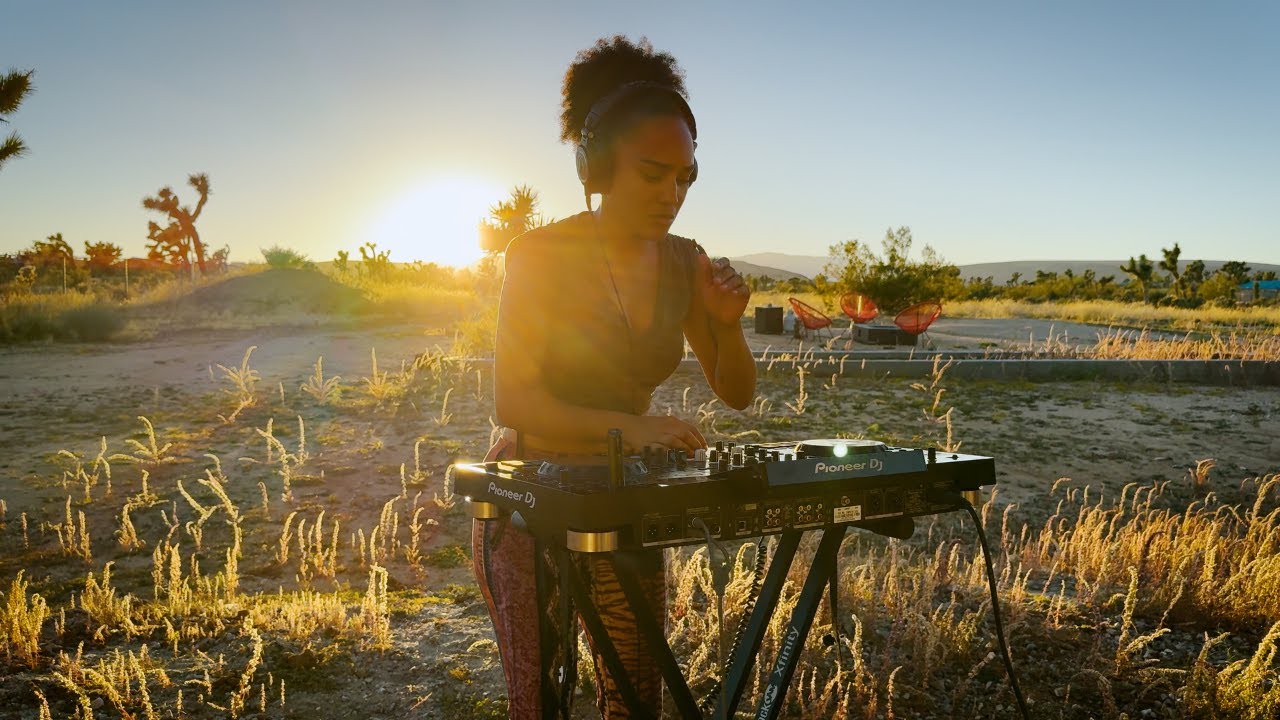 KARABA | Joshua Tree - YouTube