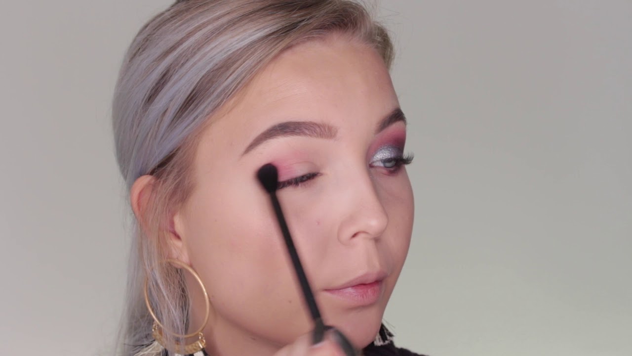 IsaDora Perfect eyes single eyeshadows - YouTube