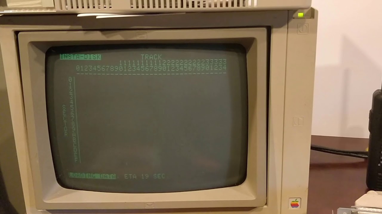 Formatting and installing Applesoft DOS 3.3 onto a floppy for a Apple ...