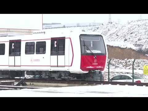 Türkiye’nin ilk milli metrosu test sürüşüne çıktı