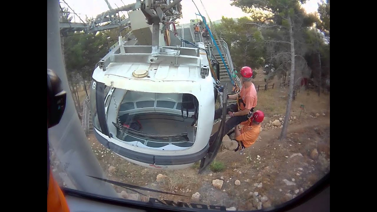 Cable car evacuation - YouTube