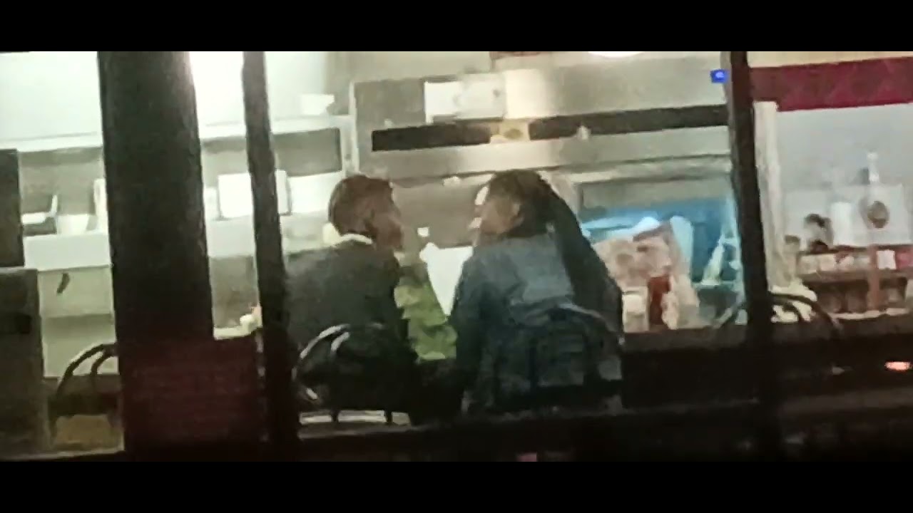 Women Make out in Waffle House bathroom - YouTube