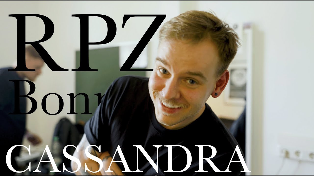 Unser erster Gig! | Toys2Masters Bonn | #001 | CASSANDRA BAND - YouTube