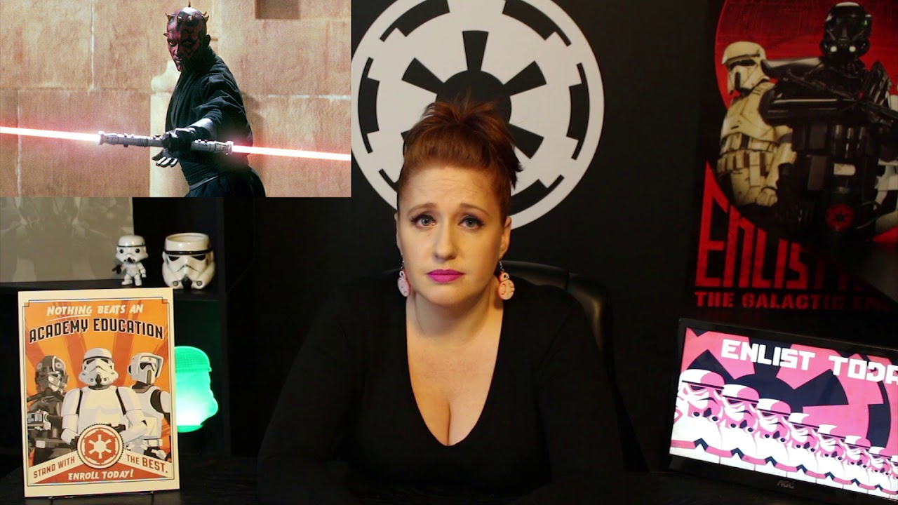 Rey Builds Double-Bladed Lightsaber (TLJ SPOILERS) - YouTube