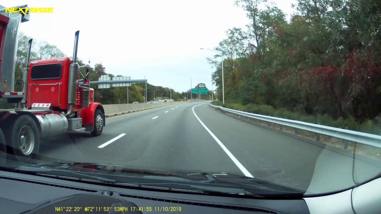 Dashcam.... Red 18 Wheeler - Love these BIG RIGS... - YouTube
