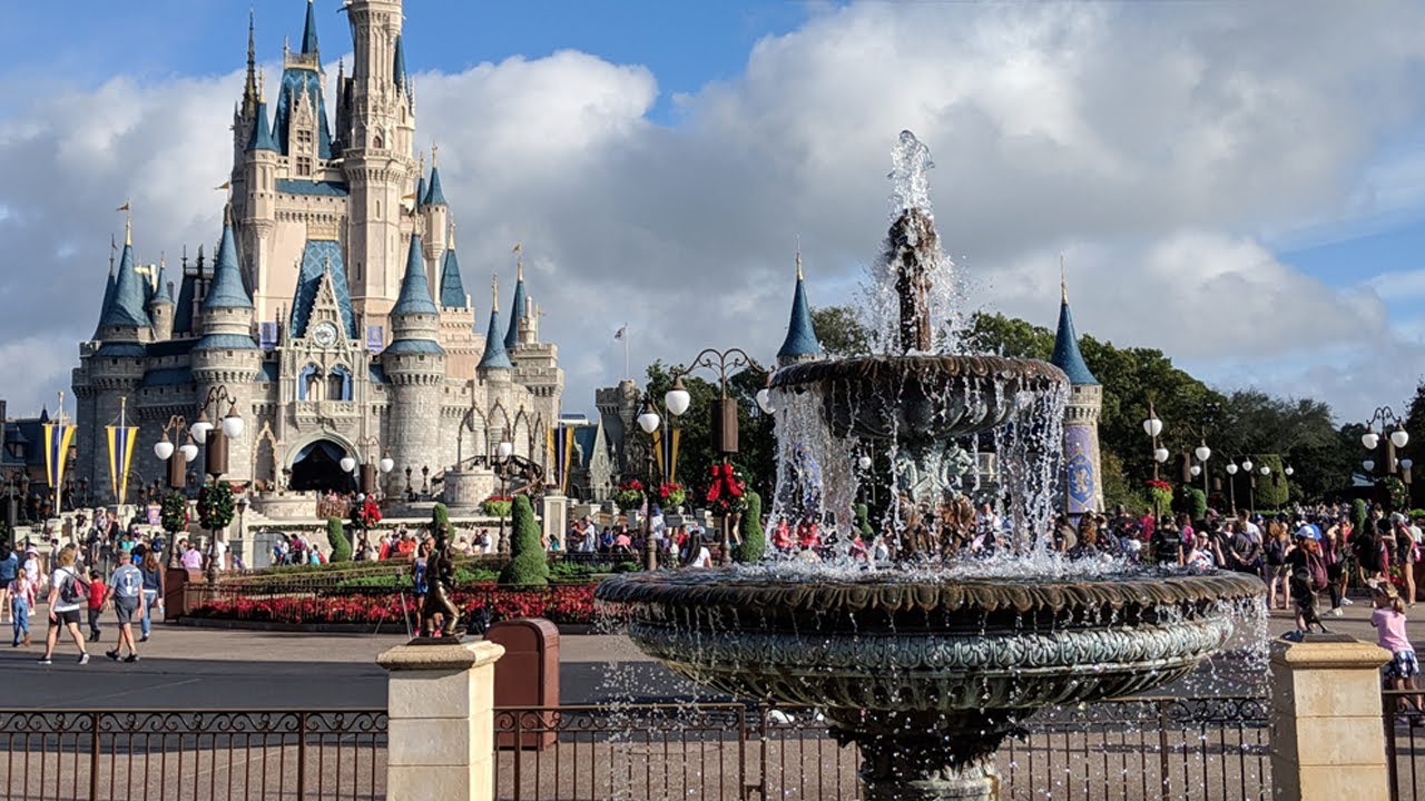 Walt Disney World's Magic Kingdom Walking Tour - YouTube