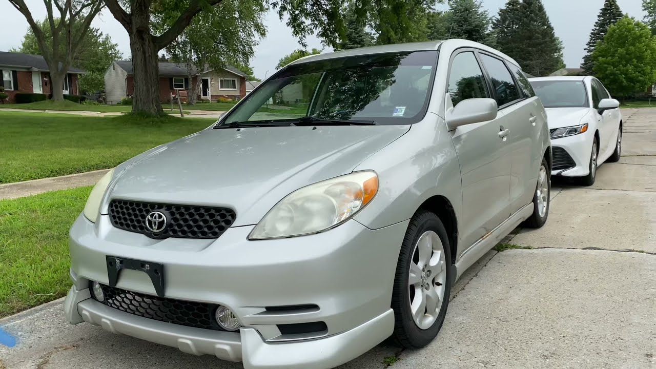2003 Toyota Matrix XRS 6-speed start up and walk around. Very rare TRD ...