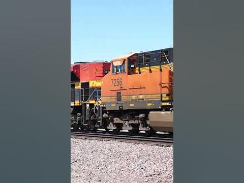 BNSF 5169 WB MANIFEST TRAIN MP 733 NEEDLES SUB 9-5-2023 #trains #railfan #edrailfanning - YouTube