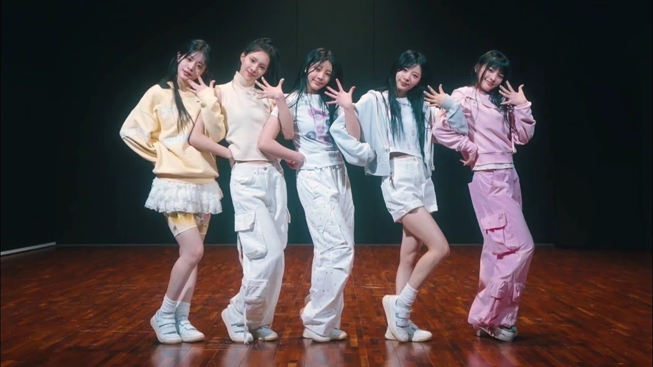 [ILLIT - Magnetic] dance practice mirrored - YouTube