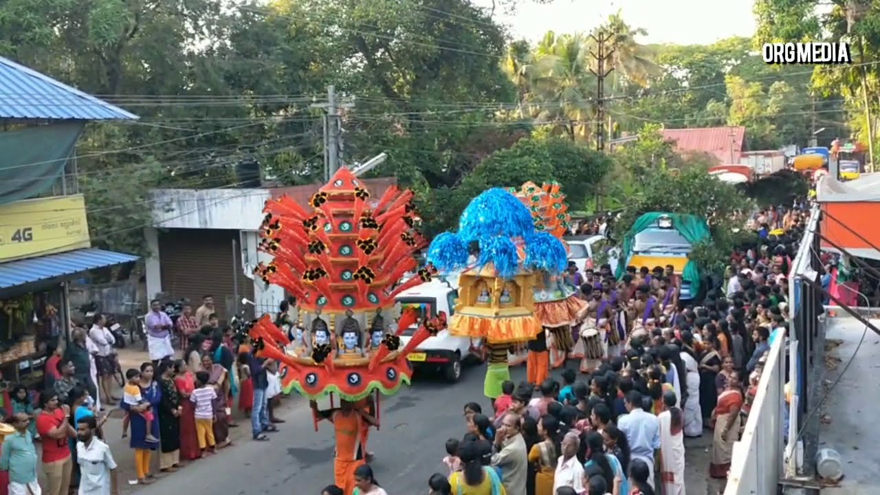 Thai Pooyam KavadiYattam Cherai Pooram 2020 - YouTube
