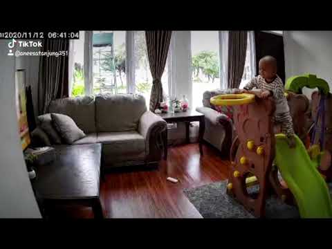 VIDEO VIRAL TIKTOK ANAK TERJATUH #VIRAL #TIKTOK #BAYI #BABY