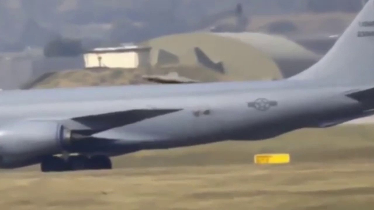 U.S military UFO United-State Flying Object New Mexico Air-Base - YouTube