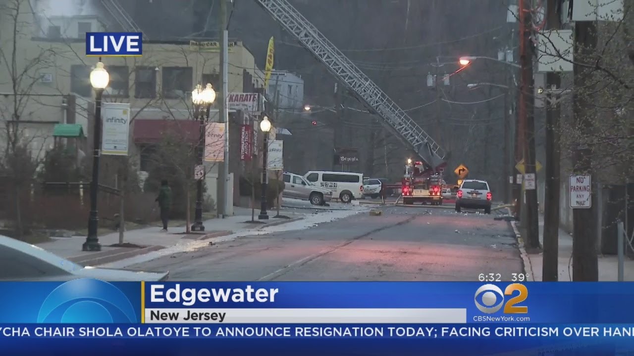 5 Hurt In Edgewater, New Jersey Blaze - YouTube
