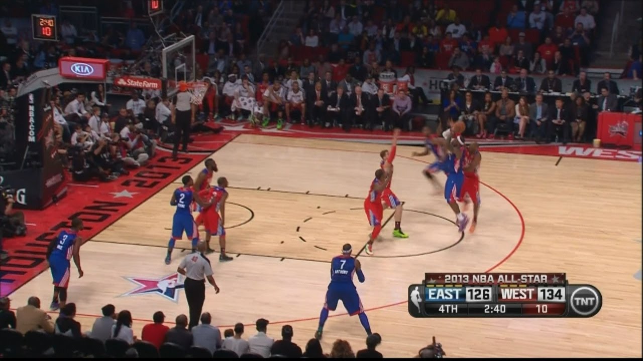 Kobe Crossover on Bosh & Blocks Lebron - YouTube