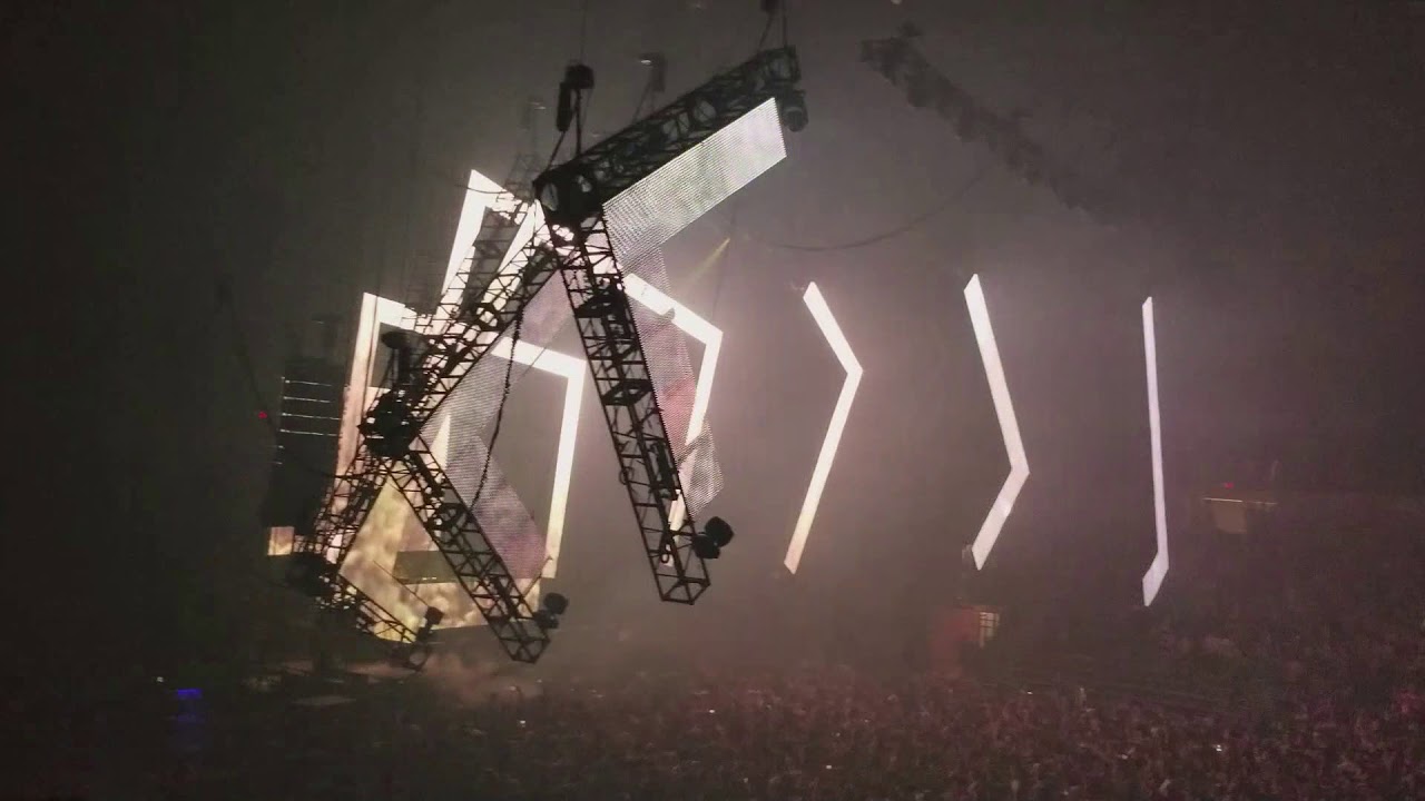 Illenium at LED OMFG 2018 - YouTube