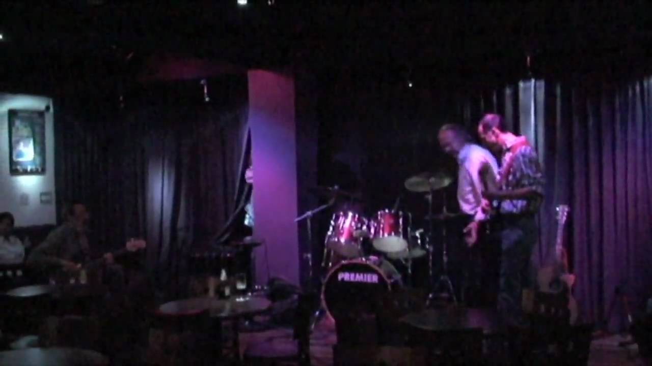 HOBOS Bar in advance - YouTube