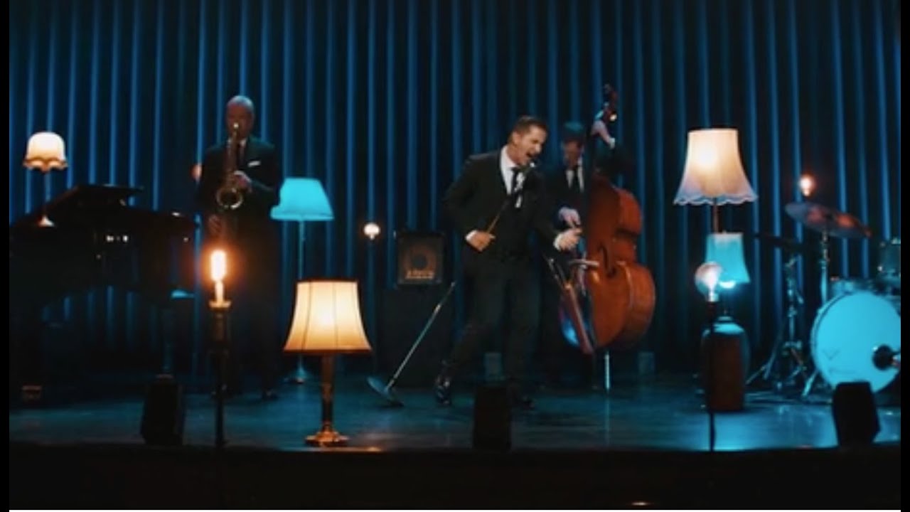 Walking Band Deluxe - YouTube