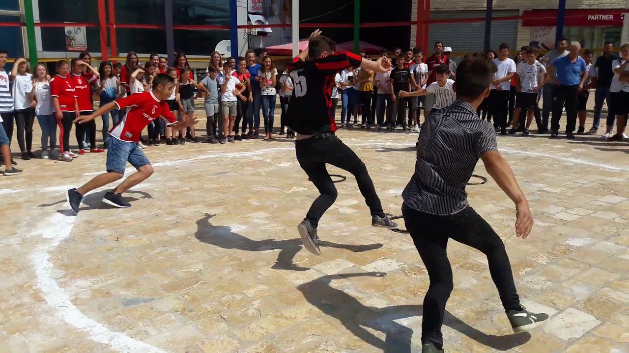 Lojerat popullore Koplik 2018 - YouTube