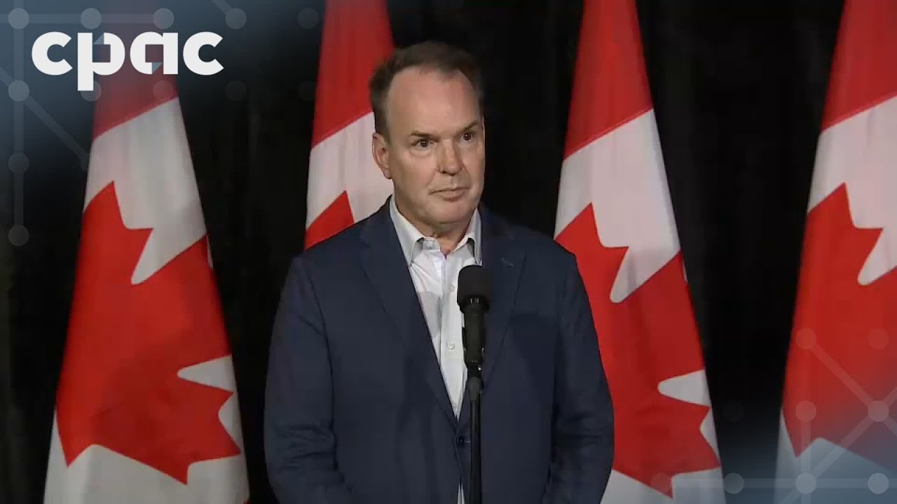 Cabinet meeting: Labour Minister Steven MacKinnon, White House nat'l ...