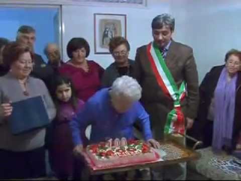 NONNA GRAZIA COMPIE 100 ANNI, A FESTEGGIARLA I FIGLI E 36 TRA NIPOTI  E PRONIPOTI