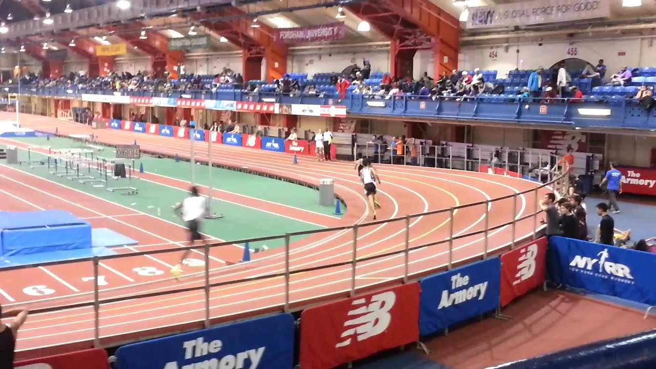 1000 Meter Run Holiday Classic - YouTube
