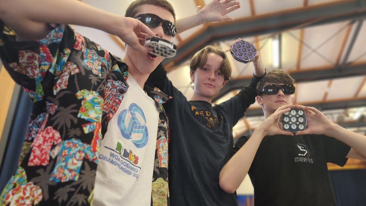 13.30 Clock 3-Man Relay NB ft. Jules and Liam - YouTube