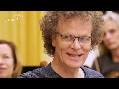 Der Chor des Bayerischen Rundfunks probt Mozart Requiem mit der Akademie für Alte Musik Berlin