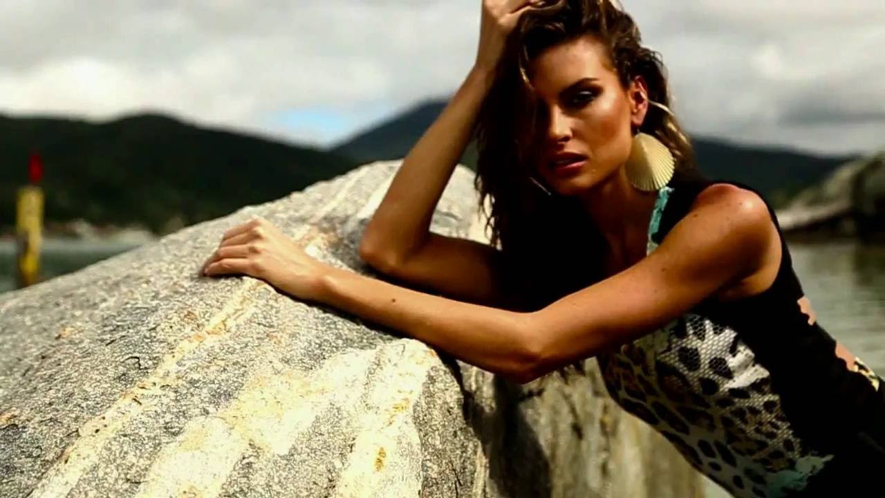 Fontaine Ivory- California Dreamin (feat Chelsea Perkins) - YouTube