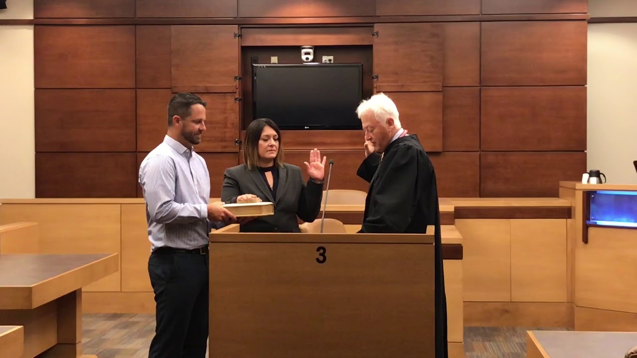 Angela Mason sworn in as newest Okaloosa County judge - YouTube
