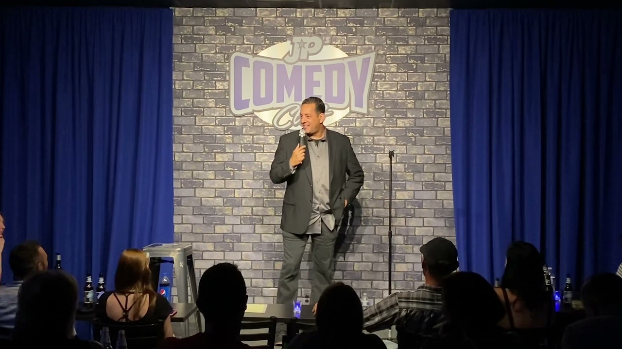 Comedian Matt Broome at JP’s Comedy club - YouTube