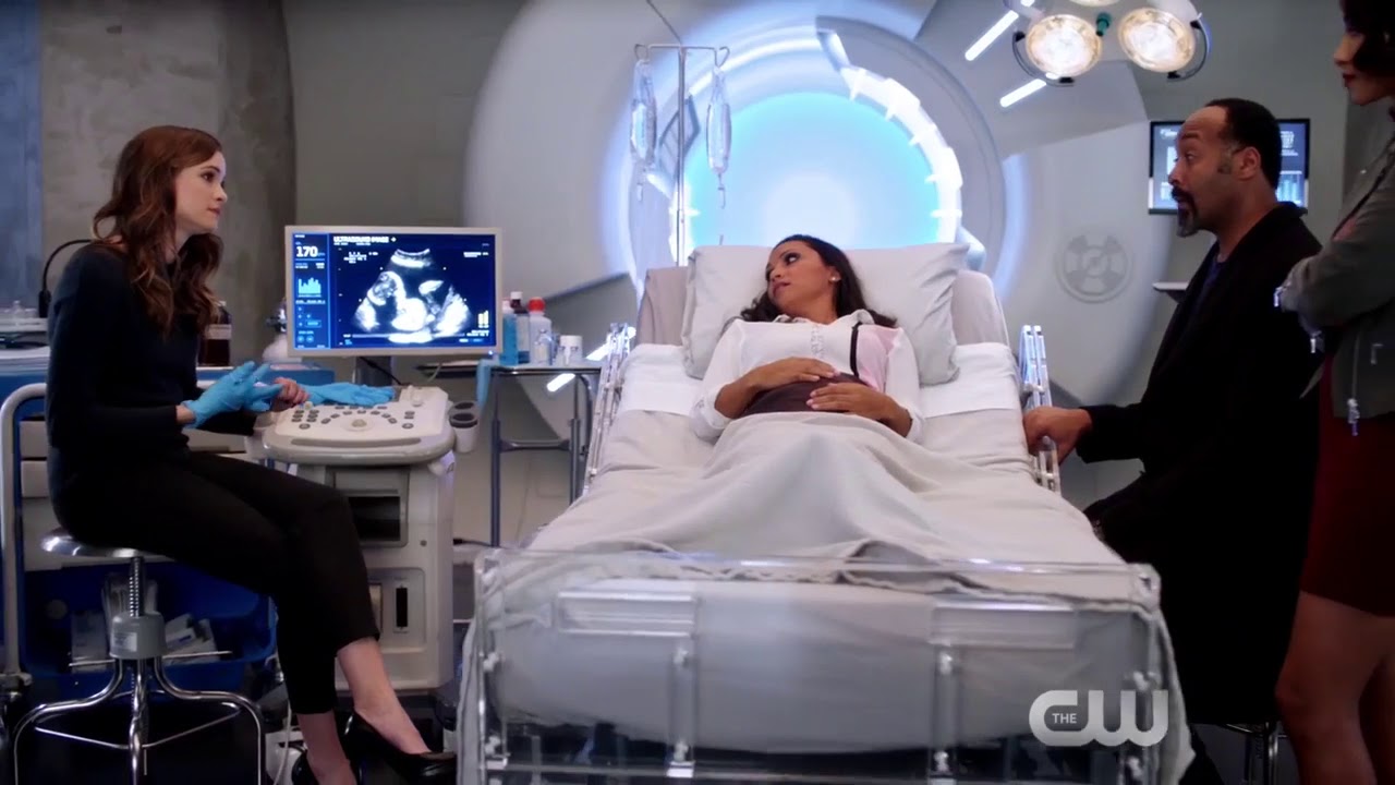 The Flash 4x12 Scene "Honey, I Shrunk Team Flash" HD - YouTube