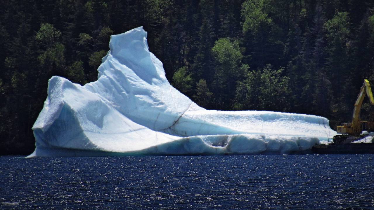 Iceberg Alley 2: Harvesting (2016 Drone Footage of Icebergs ...