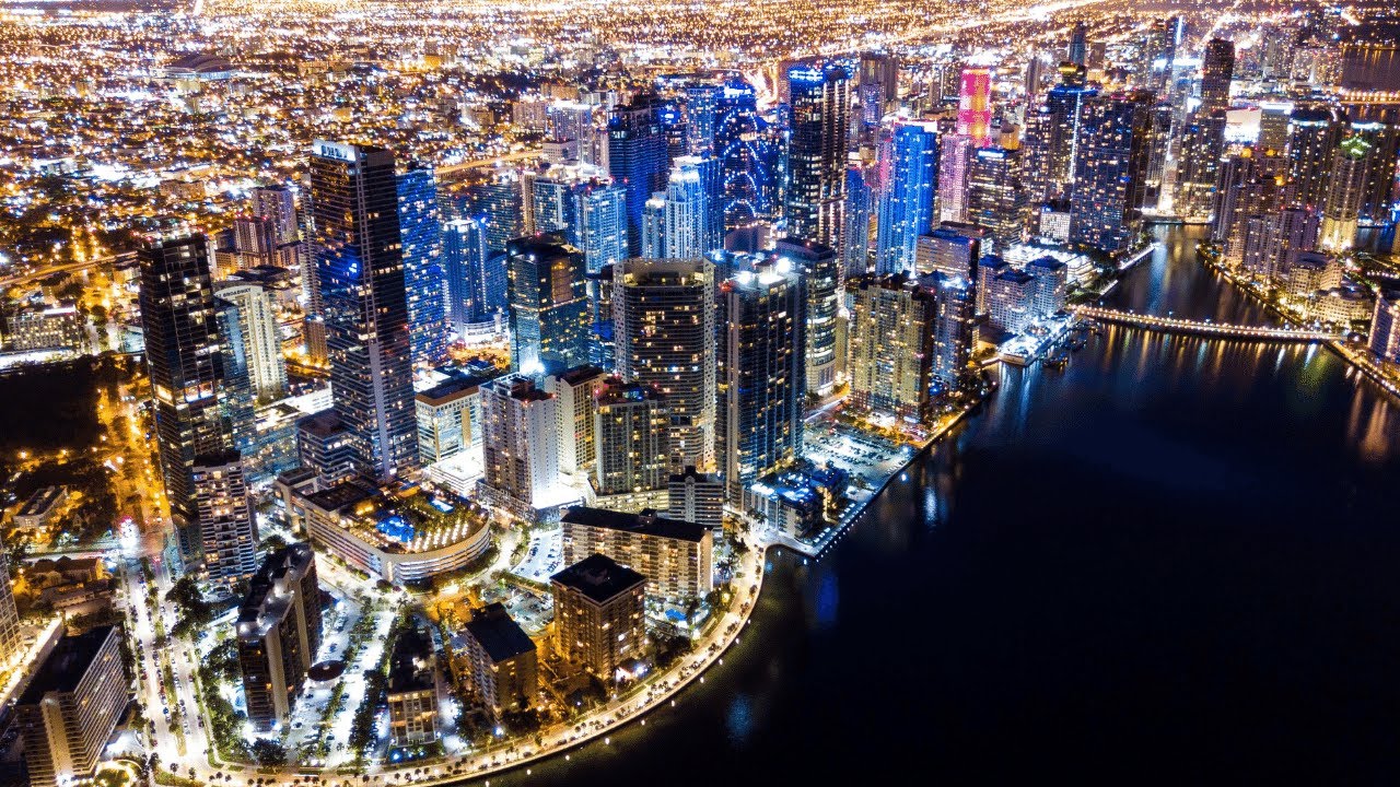 Miami, Florida At Night | Beautiful Night View Of Miami and Florida ...