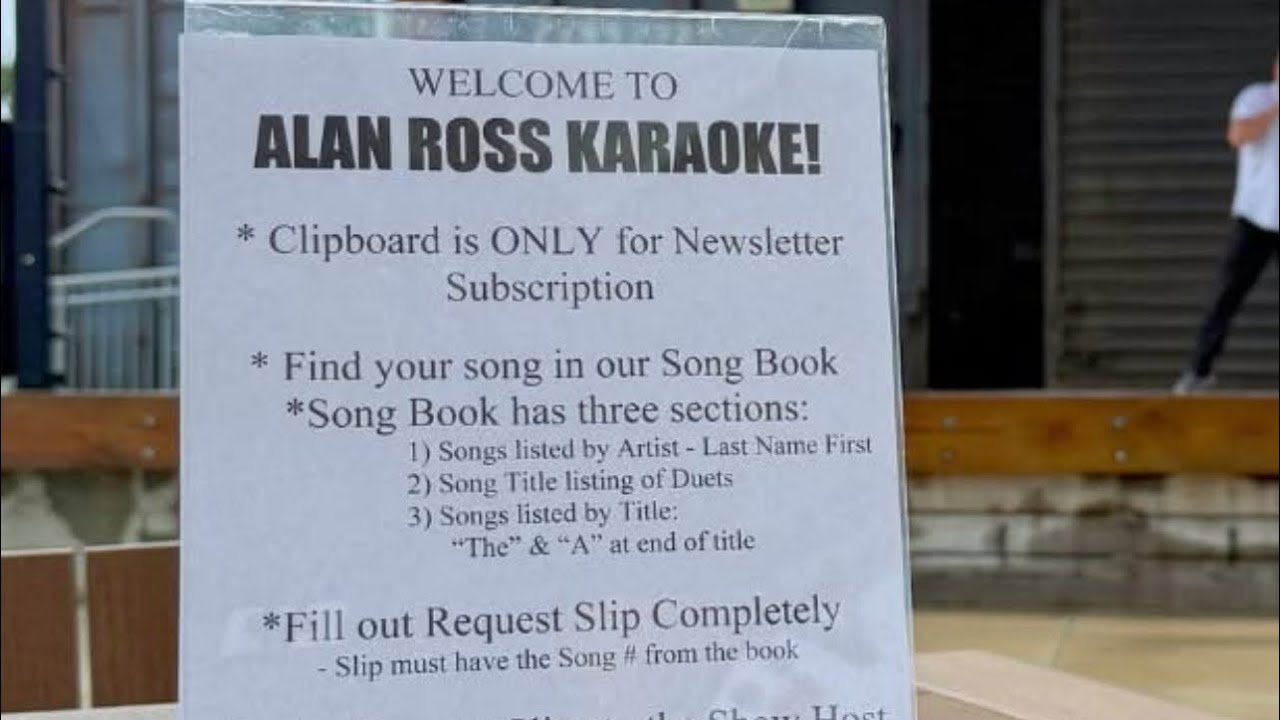 Alan Ross Karaoke @ The Villages In Florida - YouTube