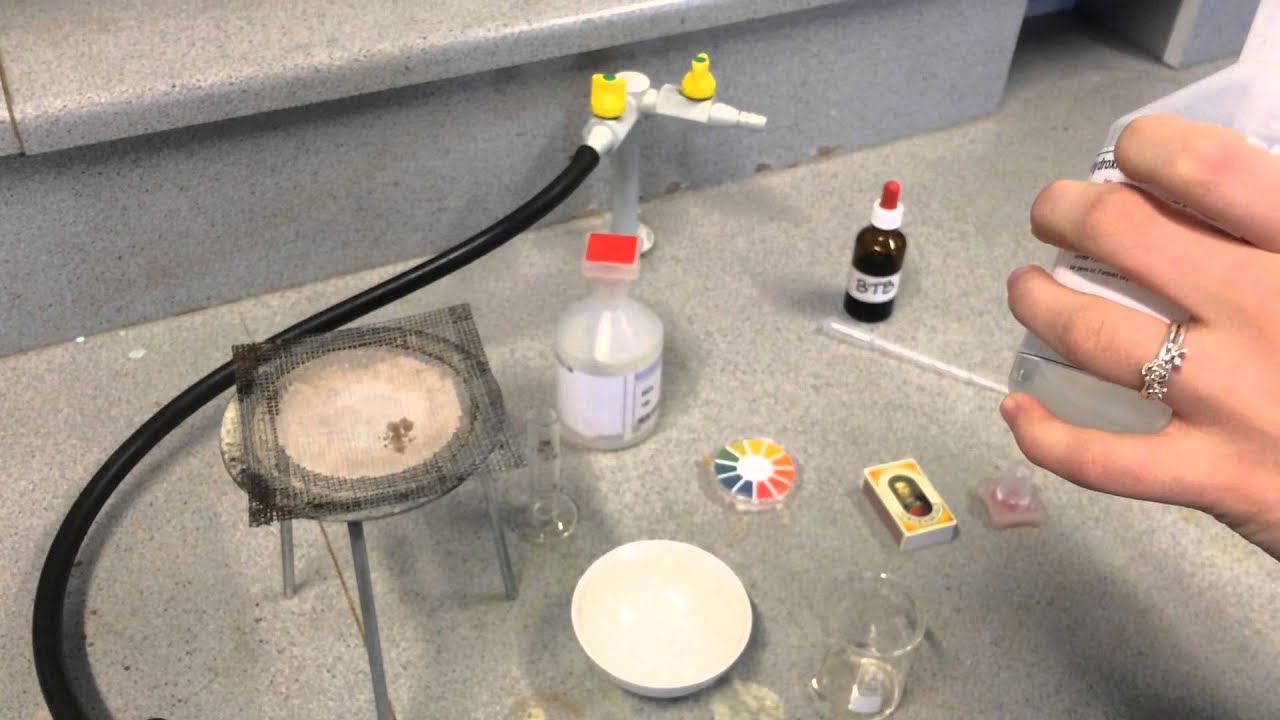 Fysik kemi film. Fremstilling af salt. - YouTube