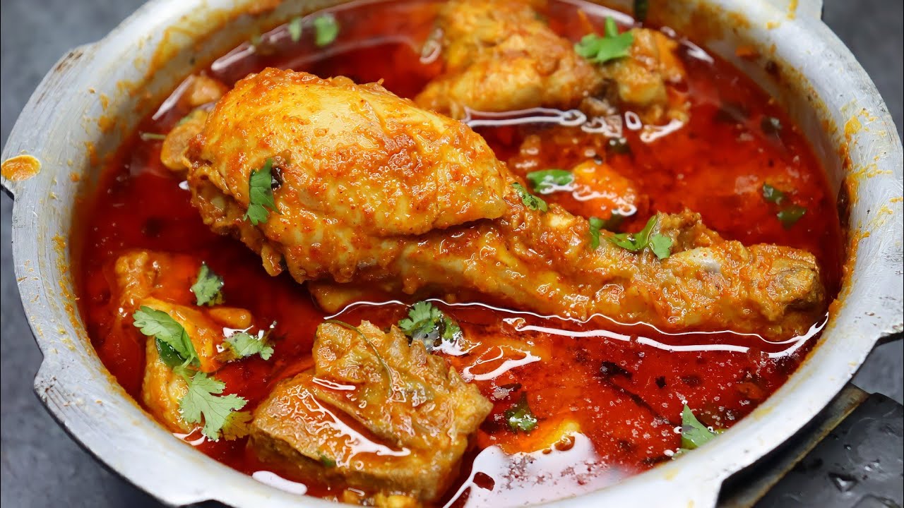 Tari Wala Chicken Curry In Pressure Cooker | ऐसे बनाते है स्पेशल तरी ...